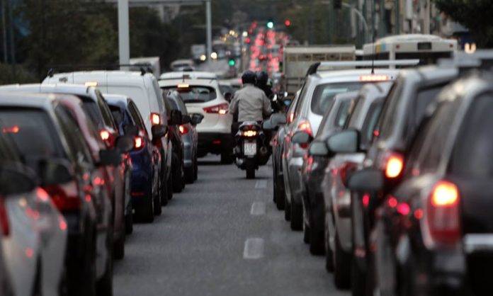 Τέλος οι σφήνες από τις μηχανές στους δρόμους, έρχονται αλλαγές με τον ...