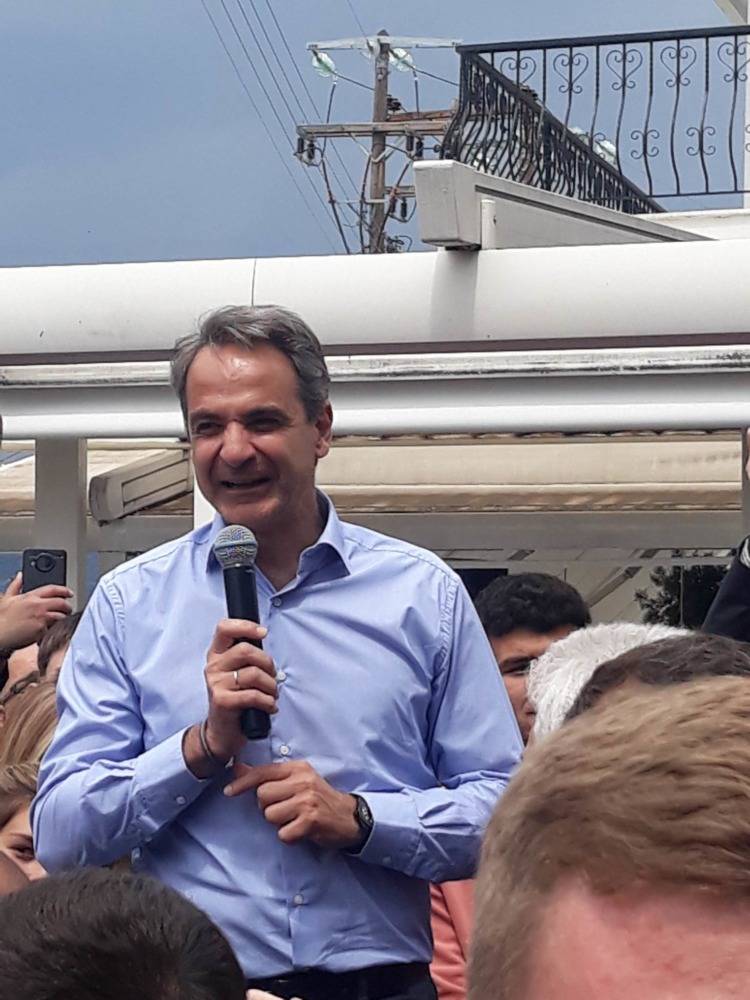 Η πρώτη συνάντηση Μητσοτάκη με κατοίκους της Χρυσούπολης