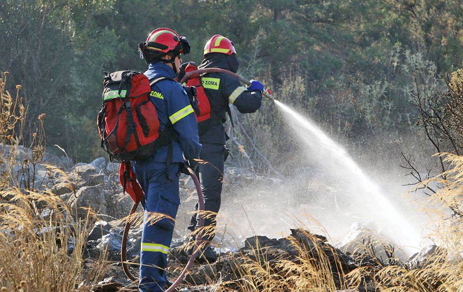 8 πυροσβέστες από την Ξάνθη, επιχειρούν στα πύρινα μέτωπα της χώρας